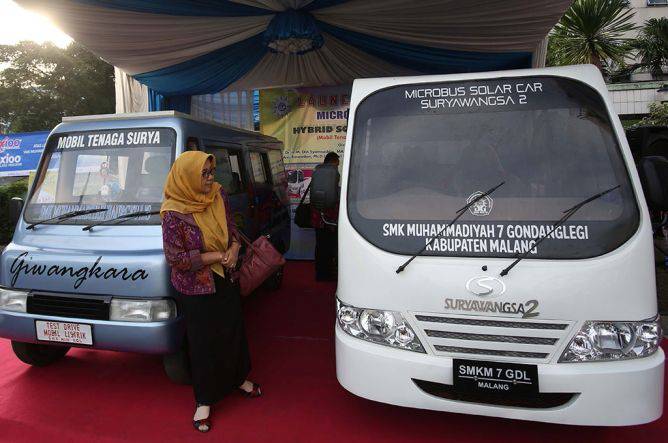 Mobil Tenaga Surya Hasil Karya Anak Bangsa - Media Publica